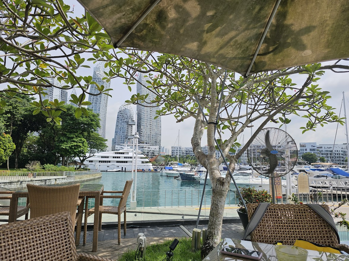 Privé @ Keppel Bay (closed permanently) - Petfriendly Singapore