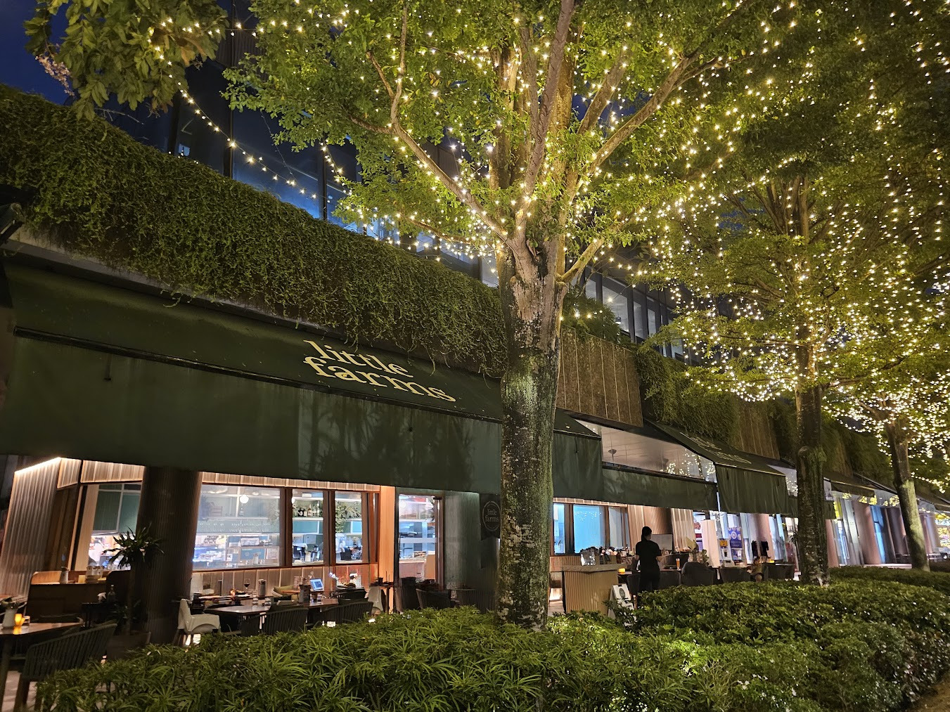 Little Farms Bar+Grill, Serangoon Garden - Petfriendly Singapore