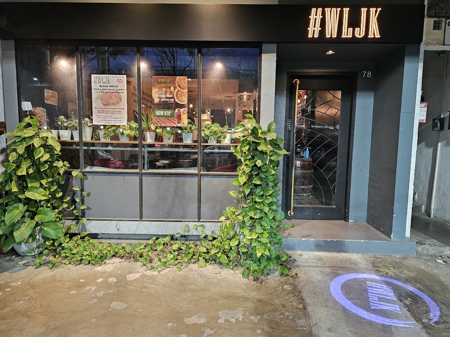 #WLJK - Petfriendly Singapore